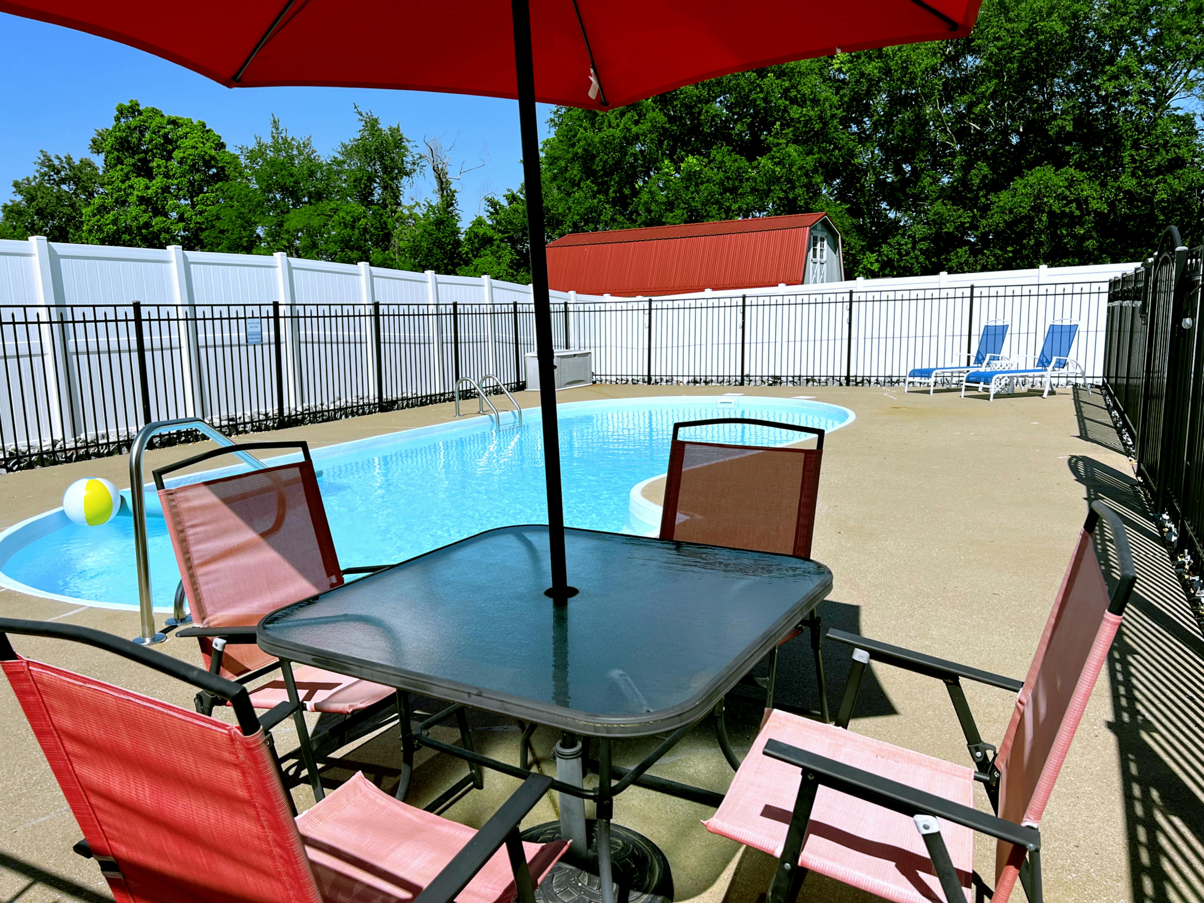 Quiet Country Pool - Private Pool in Springfield - Swimply